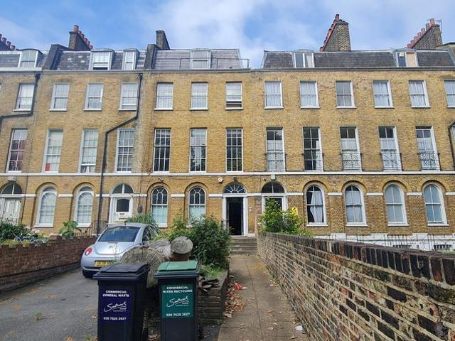 6 bedroom terraced house for sale