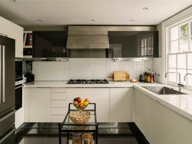 6 bedroom terraced house for sale in Eaton Terrace, London, SW1W