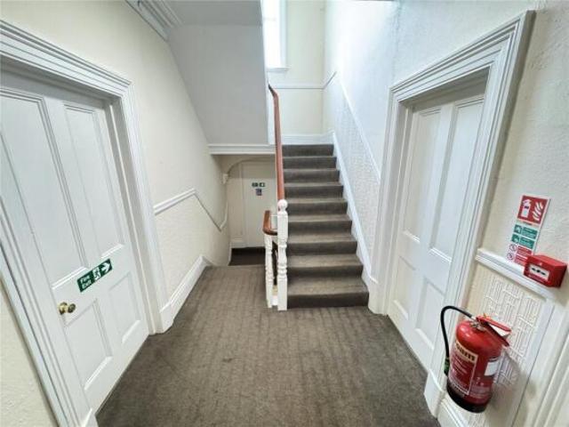 6 bedroom terraced house for sale in Franklin Mount, Harrogate, North Yorkshire, HG1