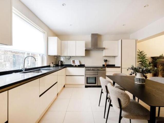 6 bedroom terraced house for sale in Kings Cross, WC1X
