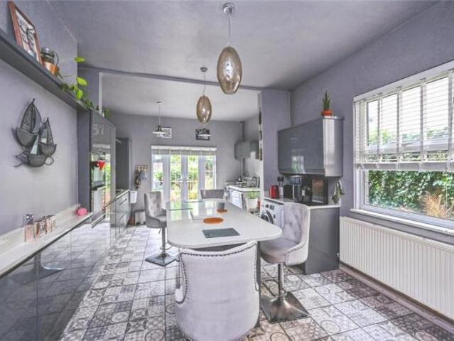 6 bedroom terraced house for sale in Island Road, Liverpool, L19