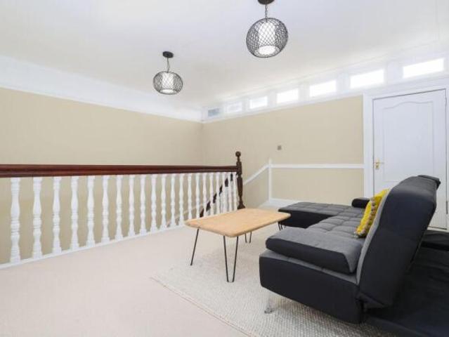 6 bedroom terraced house for sale in Oakley Terrace, Dennistoun, G31