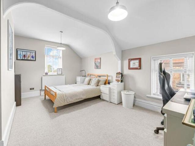 6 bedroom terraced house for sale in Otley Road, Harrogate, HG2