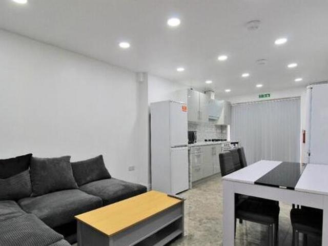 6 Bedroom Terraced House For Sale In Selly Oak, Birmingham