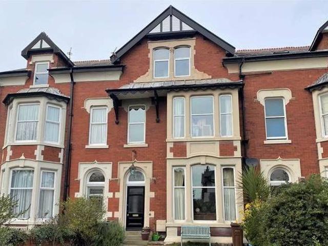 6 bedroom terraced house for sale in St Annes Road East St Annes FY8