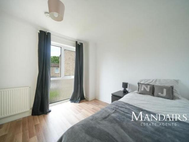 6 bedroom terraced house for sale in Pendleton, Ravensthorpe, Peterborough, PE3
