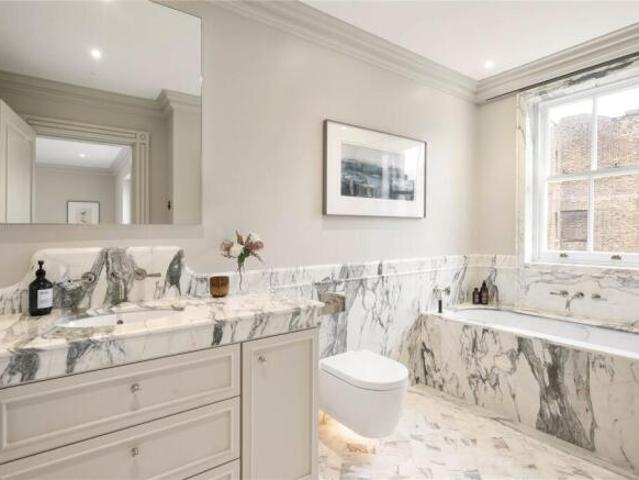 6 bedroom terraced house for sale in Wilton Crescent, London, SW1X