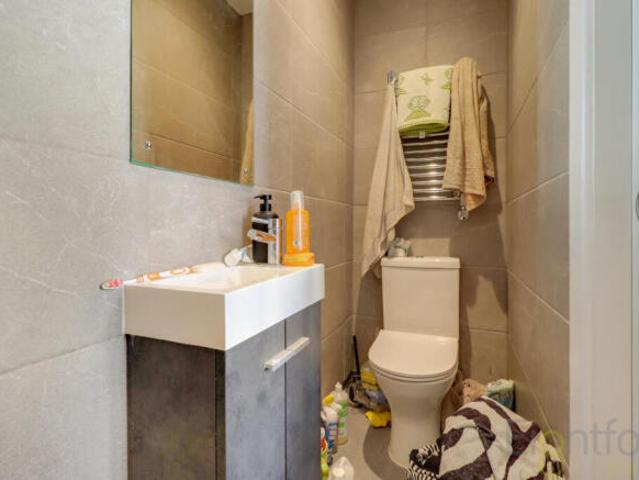 6 bedroom terraced house for sale in Upper Lewes Road, Brighton, East Sussex, BN2