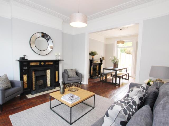 6 Bedroom Terraced House To Let in London, SW2