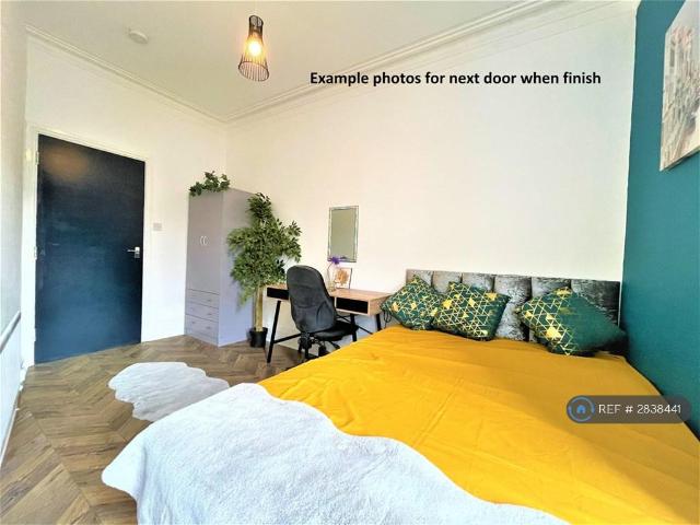 6 bedroom terraced house to rent
