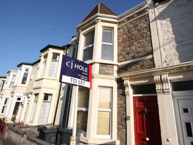 6 bedroom terraced house to rent