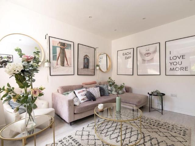 6 bedroom terraced house to rent