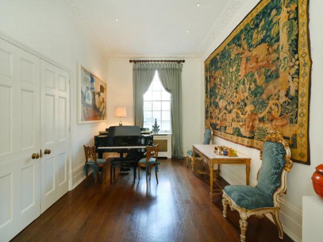 6 bedroom terraced house to rent