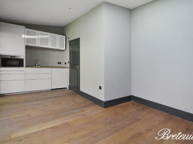 6 bedroom terraced house to rent