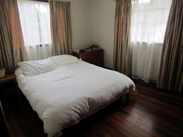 6 bedroom terraced house to rent