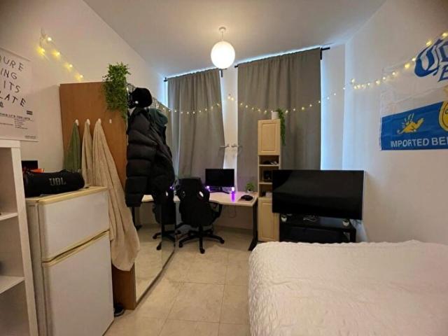 6 Bedroom Terraced House To Rent In Flat Barker Gate, Nottingham, Nottinghamshire, NG1