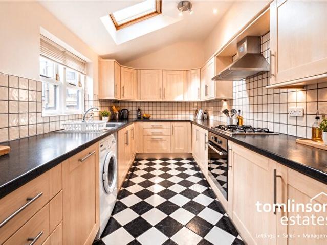 6 Bedroom Terraced House To Rent In Rothesay Avenue, Lenton, Nottingham, NG7