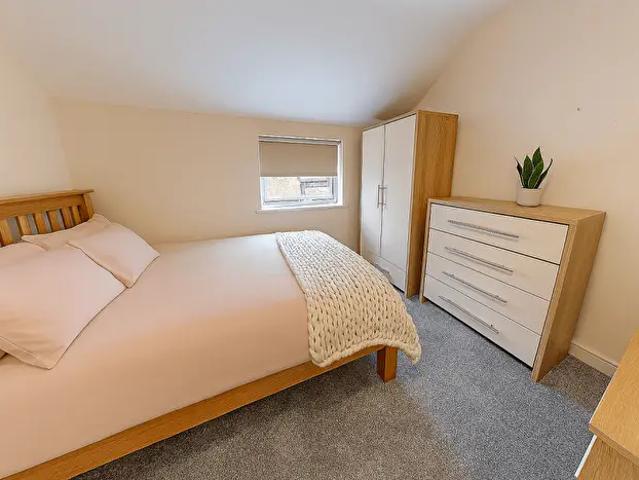 6 Bedroom Terraced House To Rent In Rothesay Avenue, Nottingham, NG7