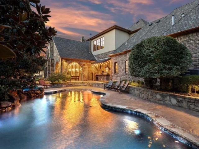 6 bedroom, Tx Tx LS102204611