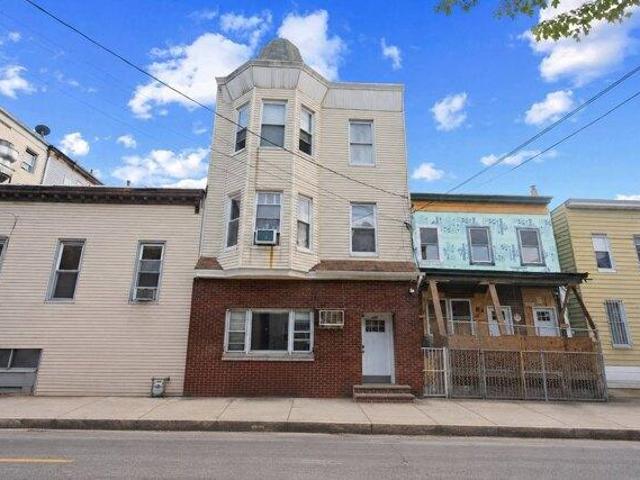 6 bedroom, Union City NJ 07087 104442003