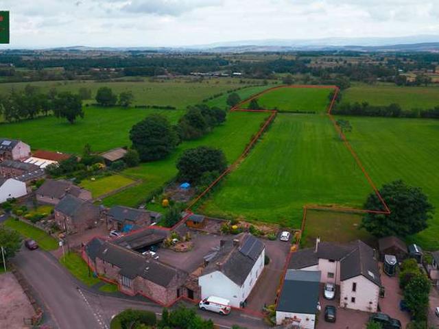 6 Bedroom Unique Property