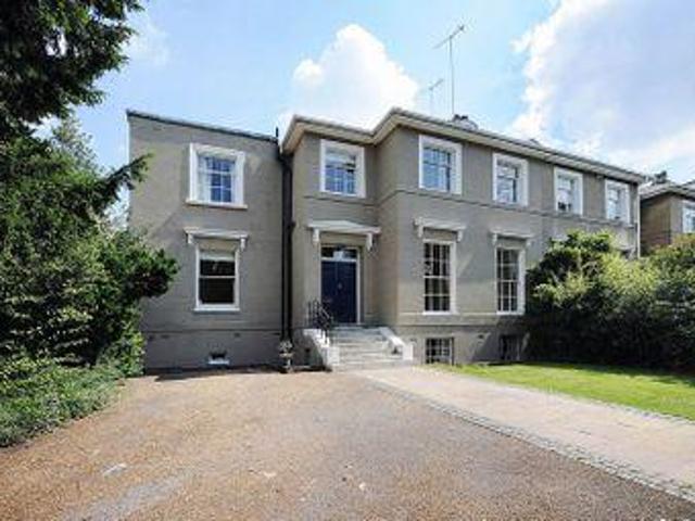 6 Bedrooms Detached house for rent in Claremont Road, Surbiton KT6