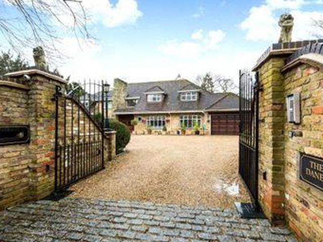 6 Bedrooms Detached house for rent in St Leonards Hill, Windsor, Berkshire SL4