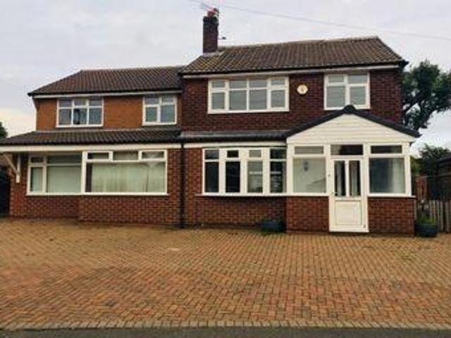 6 Bedrooms Detached house for rent in Welch Road, Hyde SK14