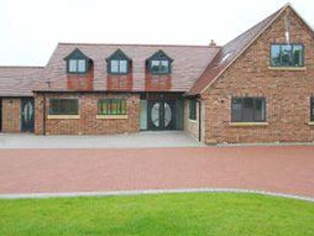6 Bedrooms Detached house for rent in Westside, St. Neots Road, Cambridge CB23
