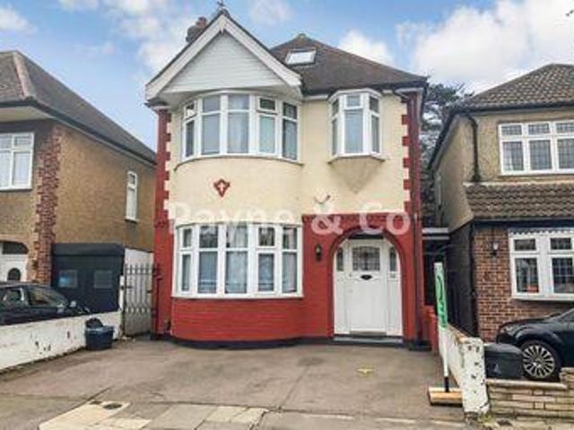 6 Bedrooms Detached house for sale in Nutfield Gardens, Ilford IG3