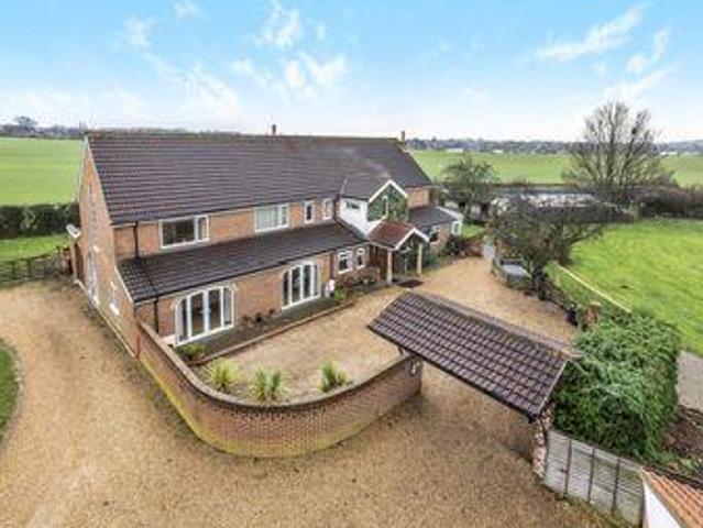6 Bedrooms Detached house for sale in Barrowby Lane, Garforth, Leeds LS25