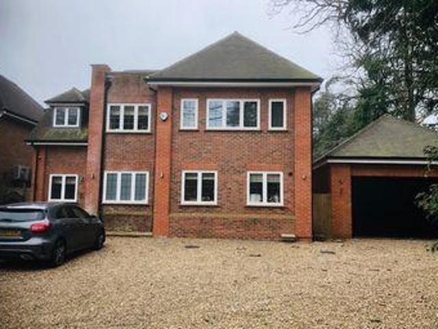 6 Bedrooms Detached house for sale in Bracken Court, The Woods, Northwood, Middlesex HA6