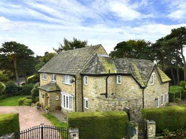 6 Bedrooms Detached house for sale in Bracken Park, Scarcroft, Leeds, West Yorkshire LS14