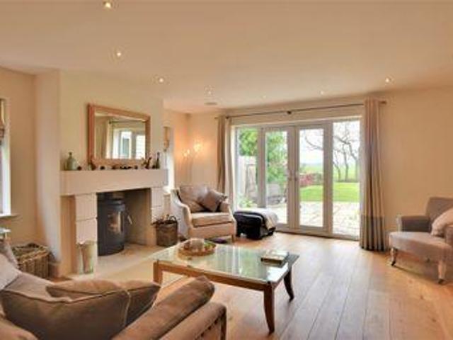6 Bedrooms Detached house for sale in Causeway End, Felsted, Dunmow CM6