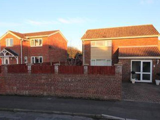 6 Bedrooms Detached house for sale in Chestnut Drive, Thornbury BS35