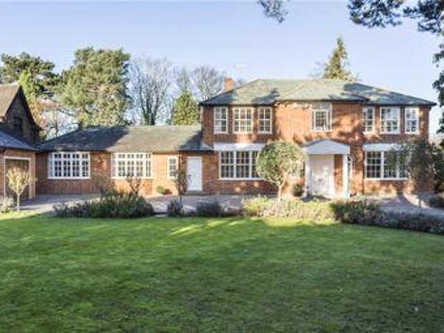 6 Bedrooms Detached house for sale in Coombe Hill Road, Kingston Upon Thames, Surrey KT2
