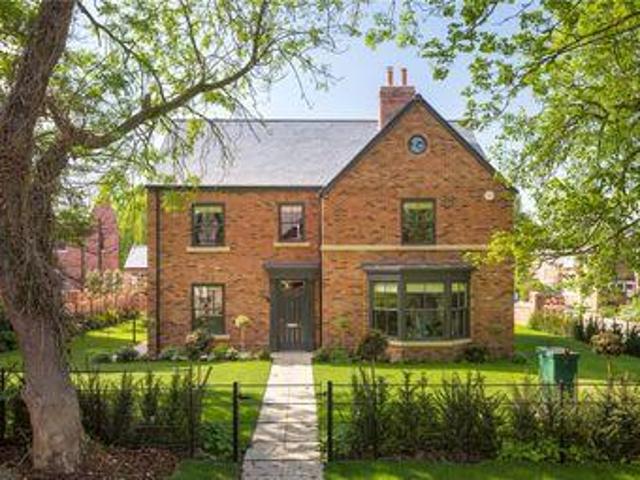 6 Bedrooms Detached house for sale in Connaught Square, St Oswalds Road, York YO10