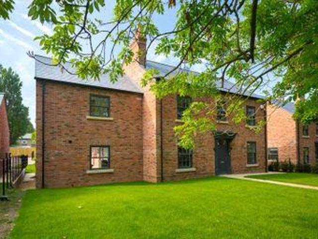 6 Bedrooms Detached house for sale in Connaught Square, St Oswalds Road, York YO10