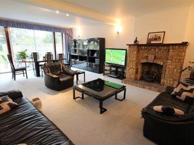 6 Bedrooms Detached house for sale in Forty Avenue, Wembley HA9
