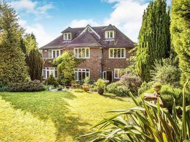 6 Bedrooms Detached house for sale in Guildford, Surrey GU1