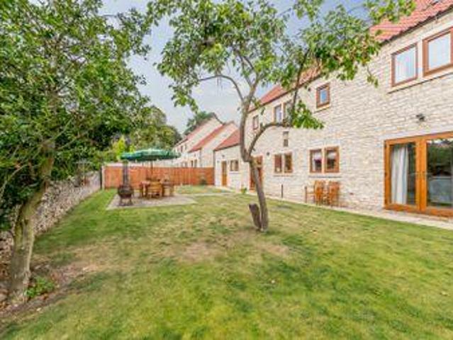 6 Bedrooms Detached house for sale in Low Farm Court, Doncaster DN6