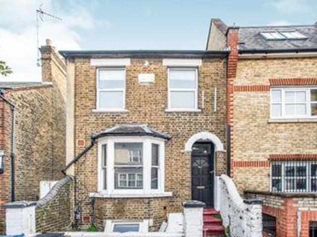 6 Bedrooms Detached house for sale in Queens Road, Watford WD17