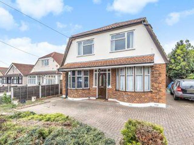6 Bedrooms Detached house for sale in Scotts Avenue, Sunbury On Thames TW16