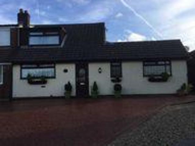 6 Bedrooms Detached house for sale in Wilkinson Avenue, Little Lever, Bolton BL3