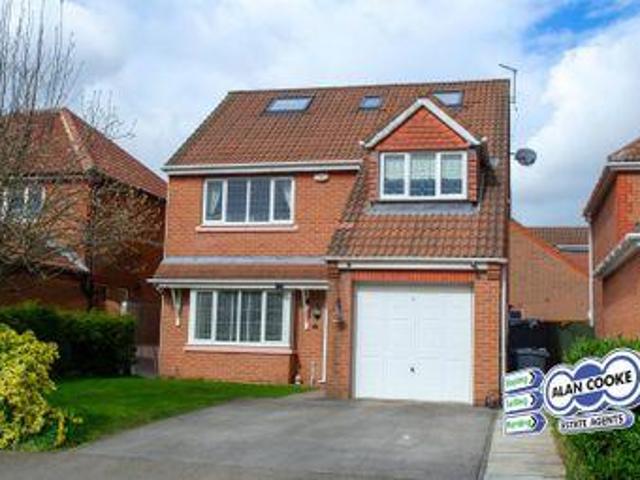 6 Bedrooms Detached house for sale in Woodlea Drive, Meanwood, Leeds LS6