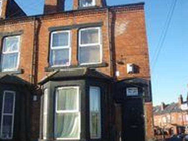 6 Bedrooms End terrace house for rent in Brudenell Mount, Hyde Park, Leeds LS6