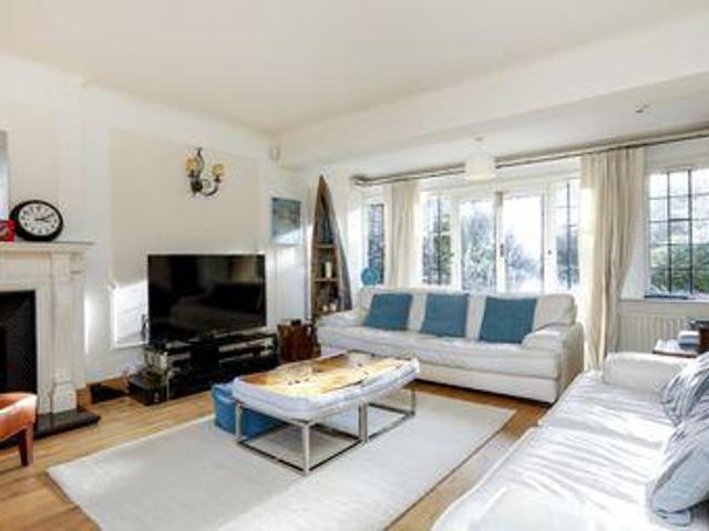 6 Bedrooms Flat for rent in Corkran Road, Surbiton KT6