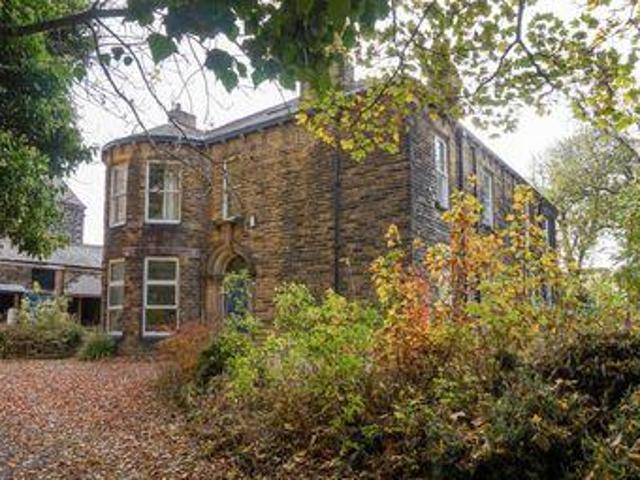 6 Bedrooms Flat for rent in Cumberland Road, Headingley, Leeds LS6