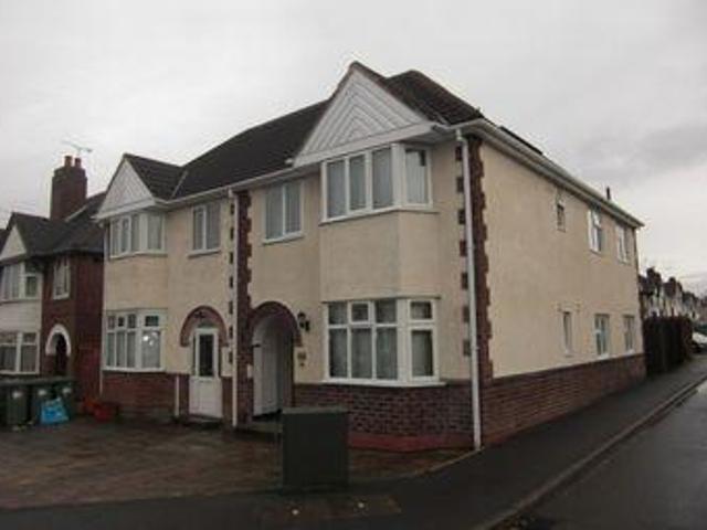 6 Bedrooms Flat for rent in Flat 2, 10 Llewellyn Road, Leamington Spa CV31