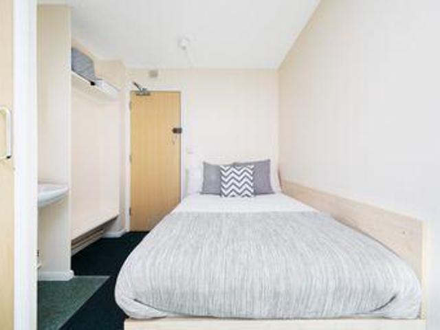 6 Bedrooms Flat for rent in Leadmill Road, Sheffield S1
